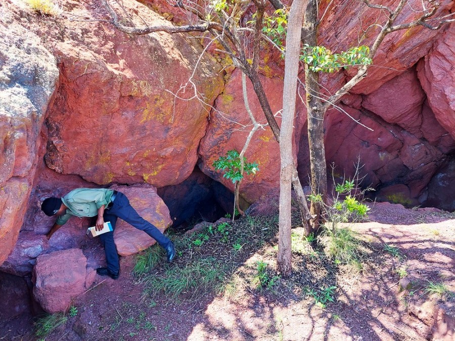 Discovering the Ngwenya Mine: Africa’s Ancient Mining Site – Frog on ...