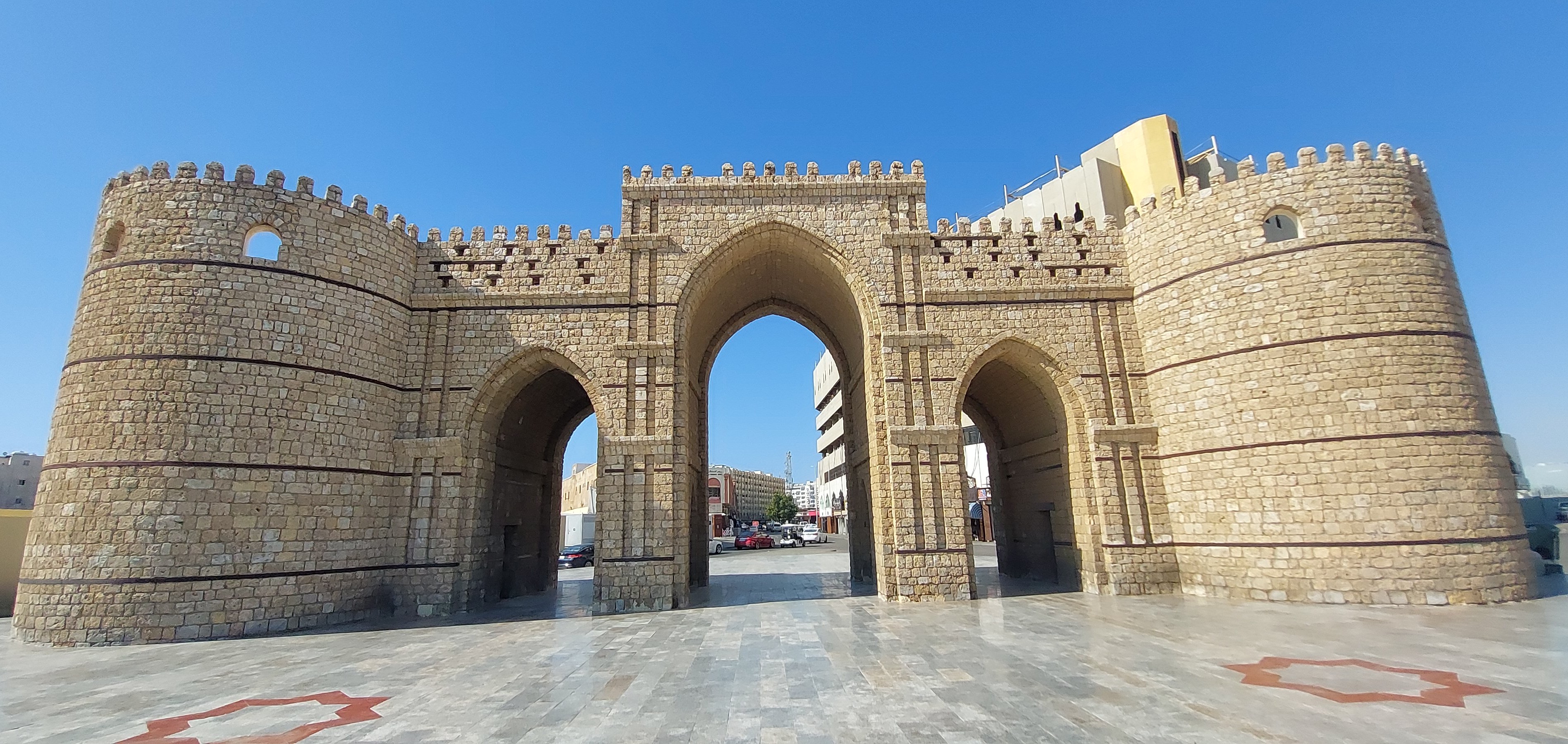Baab Makkah Jeddah Gate, Saudi Arabia – Frog on the border